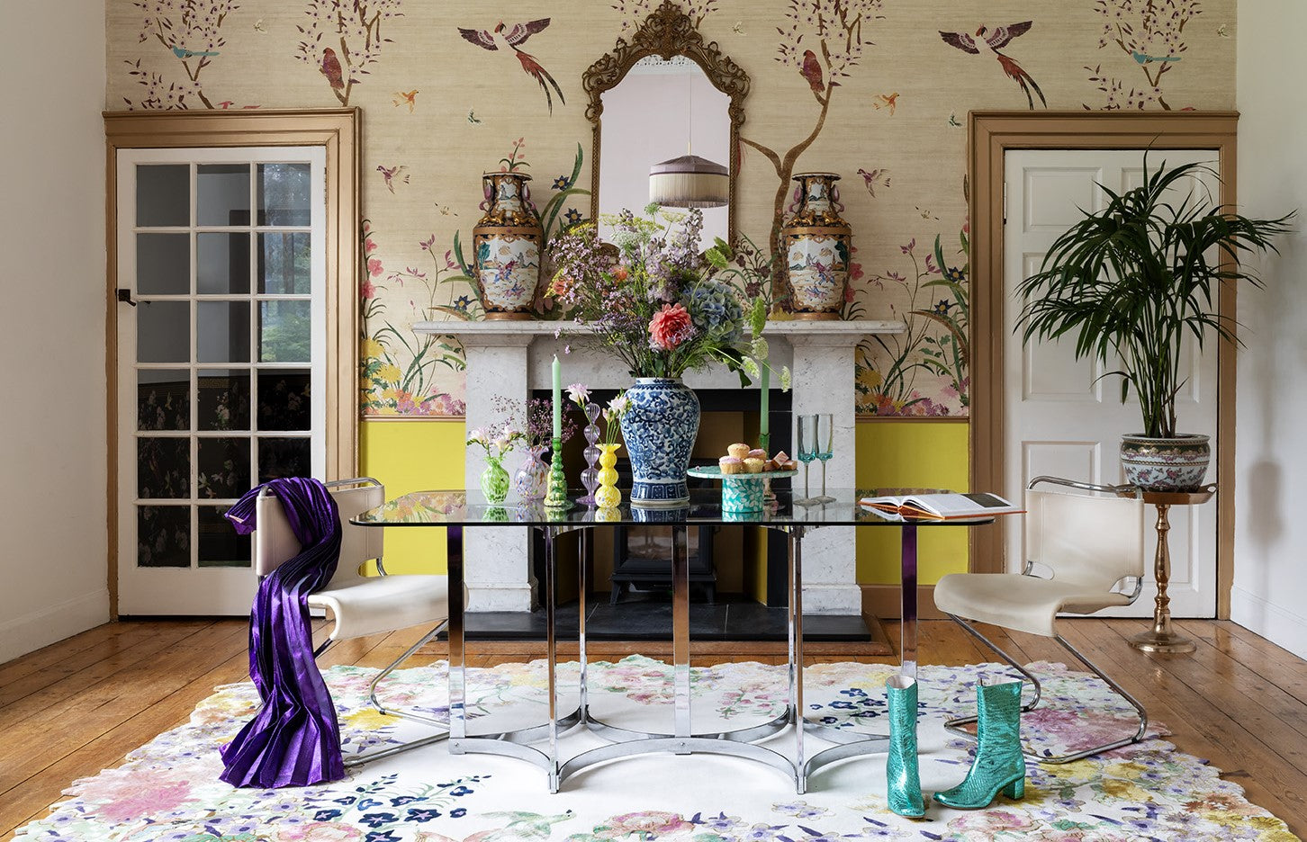 Chinoiserie rug designs, wallpaper & fabric by Wendy Morrison.